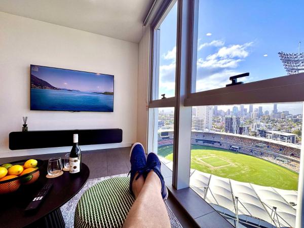 Rooftop Pool Spa With Gabba And Cbd Views - Oxley