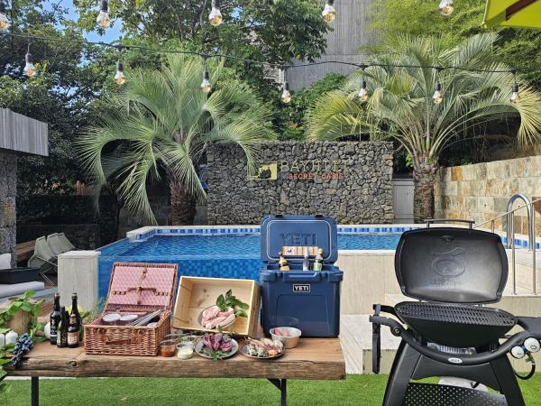 Bayhill Pool & Villa - South Korea