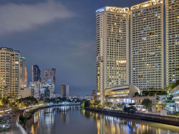 Novotel Suites Manila At Acqua - Makati
