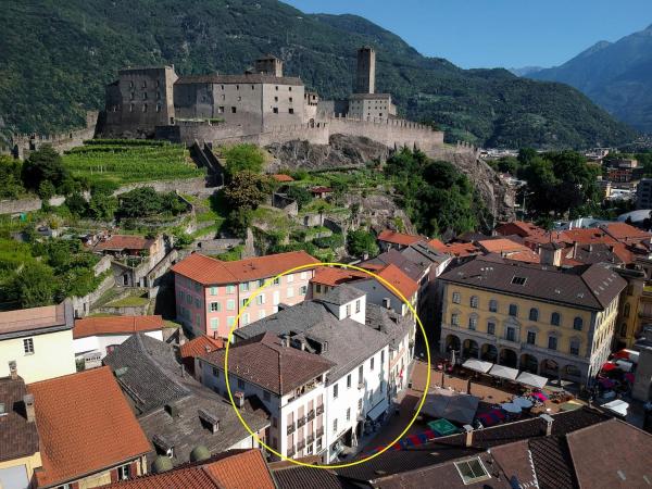 Wonderful Apartment In The Historic Center - Bellinzona