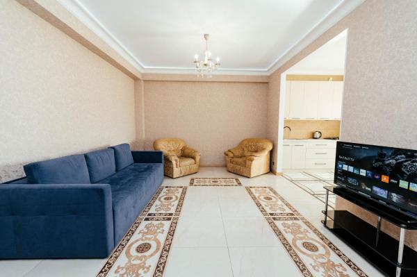 Apartment Ultra Center Sky House - 基希訥烏