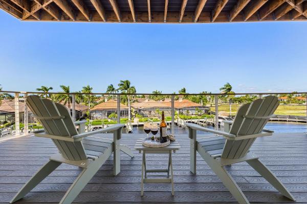 Luxury Waterfront Escape With Multi-level Views & Gulf Access - The Sand Dollar - Sanibel Island, FL