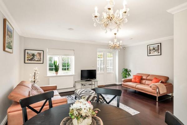 Chic 3bed House & Garden Near Shelford High Street - Cambrige (UK)