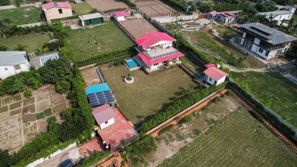 Farm House Noida 135 - Faridabad