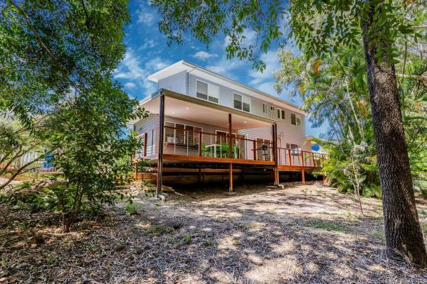 10 Beach Houses - Agnes Water