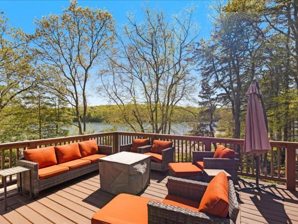 Lakeview Private Beach Firepit Pool Access - Cape Cod