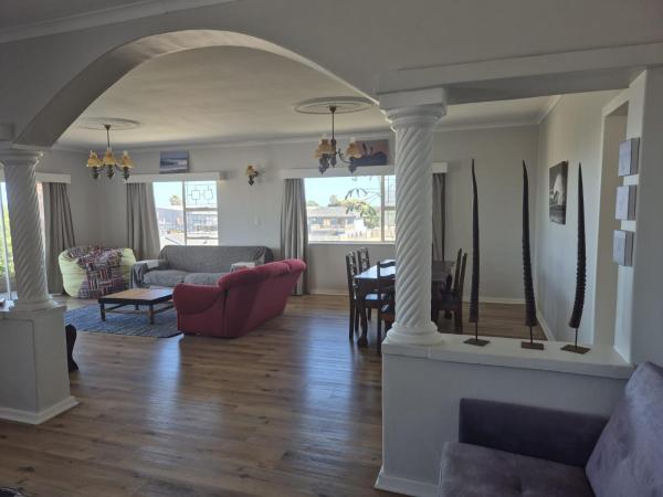 Magna Apartment - Jeffreys Bay