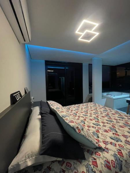 Triplex Luxo 3 Quartos Nos Ingleses -