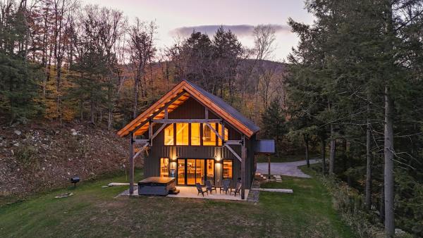 Mountain Views, Hot Tub, Trails, Waterfront - Vermont