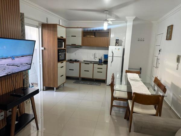 Edésia B-303 - Dois Dormitórios - 1 Suíte - Florianópolis