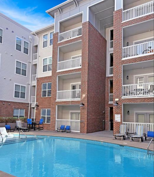 Landing Furnished Apartments Nashville - SoundWaves at Gaylord Opryland, Nashville