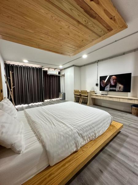 The 2nd Floor - Lampang