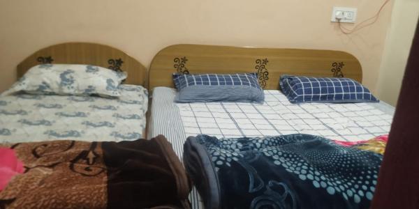 Anant Paying Guest House - アヨーディヤー