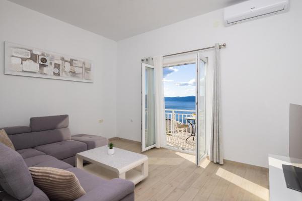 Stella Maris Apartments - Mimice