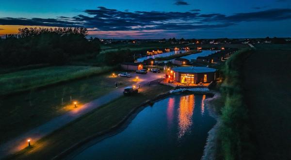 Lakeside Fishing Retreats - Lincolnshire