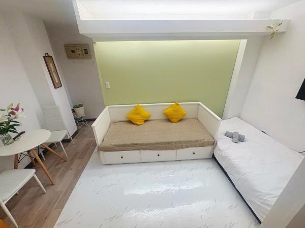 Asakusa Sakura-1f - Asakusa