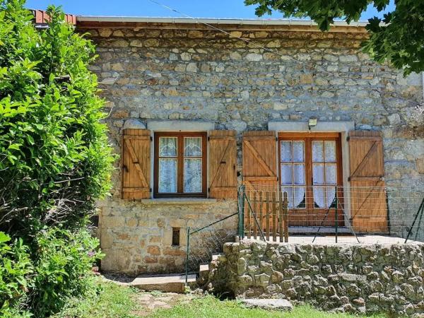 Maison Charmante Avec Vue Sur La Montagne à Saint-anthème - Ambert