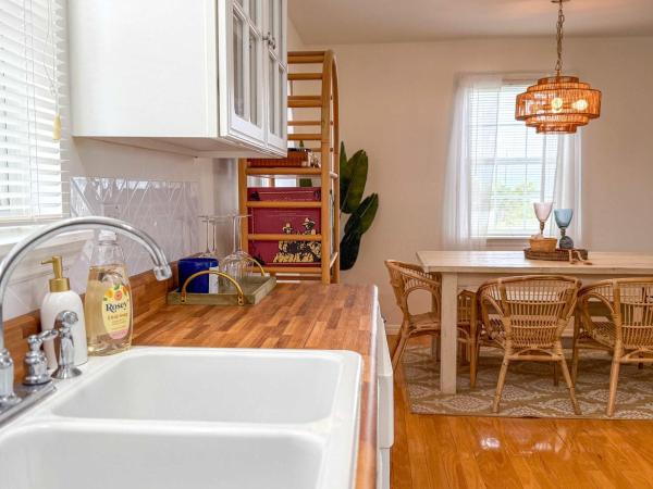 Bayside Gypsea St George Island Golf Cart Rental - St. George Island, FL