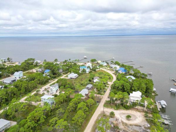 Bayside Gypsea St George Island Golf Cart Rental - St. George Island, FL