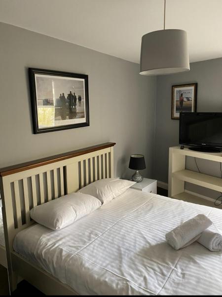 Halstead Rooms - Essex