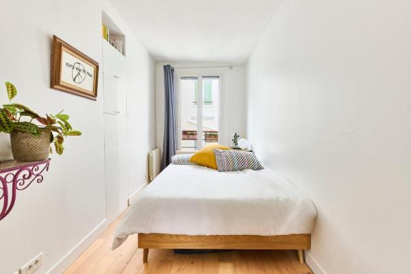 Basilica Of The Sacred Heart - Heart Of Montmartre - Paris