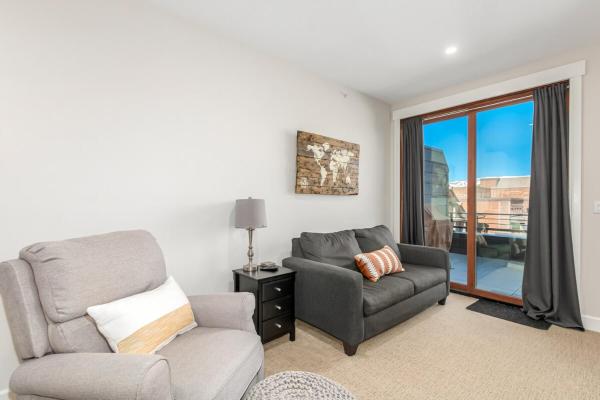 Stylish Grand Lake Retreat - King Bed - Walk To Lake - Grand Lake, CO