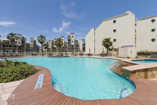 Poolside Family Perfect On Beach 1st Floor - South Padre Island