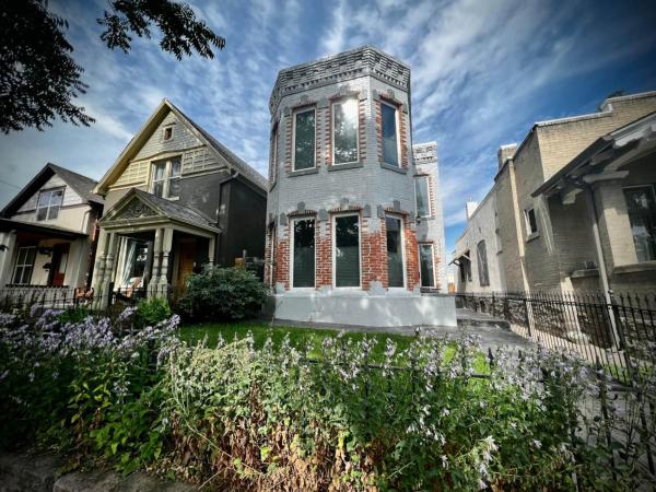 Uptown Castle - City Views - Theater & Convention District! - Denver