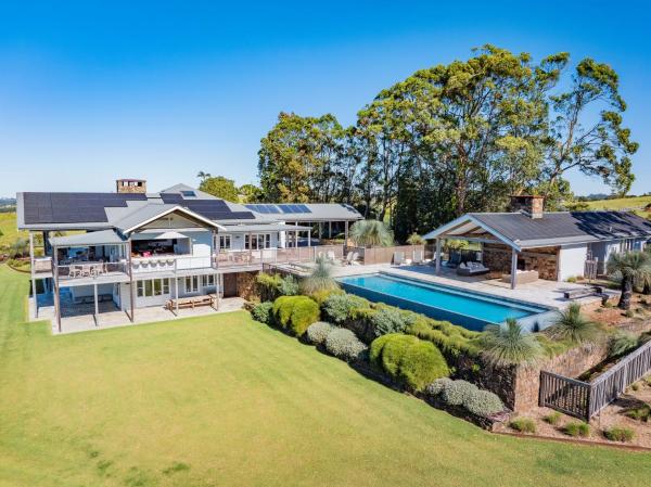 Escarpment House - Grand Hinterland Estate With Sweeping Ocean Views - Bangalow