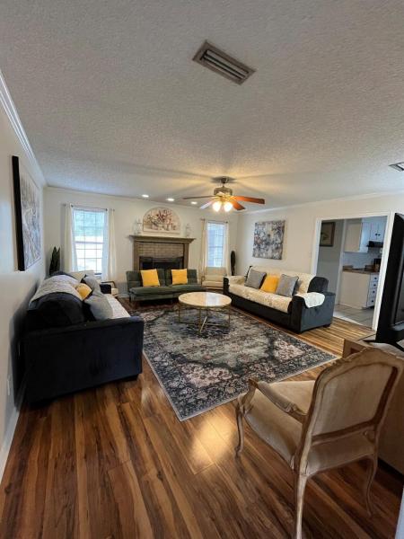 Family-only Home Quiet & Peaceful Neighborhood - Valdosta