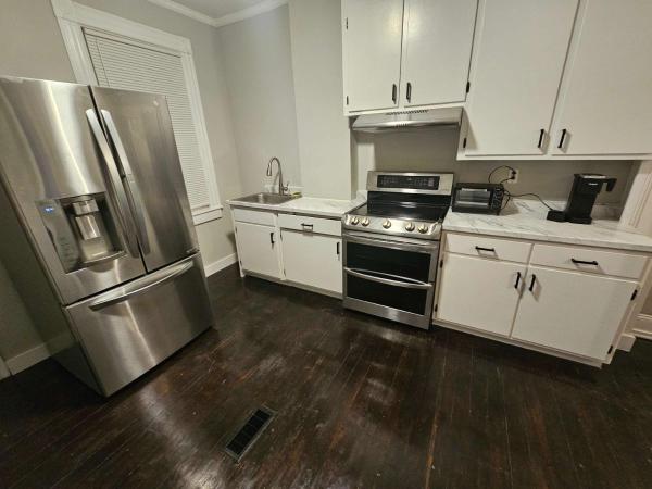 Apartment In Middletown-wesleyan102 - Middletown, CT
