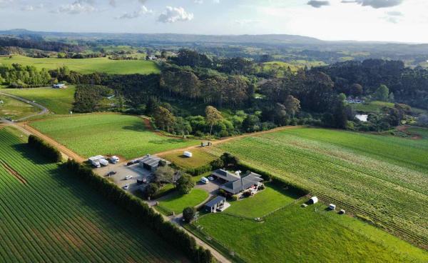 Peaceful Farm Stay Near Auckland With Spa Pool - Tuakau