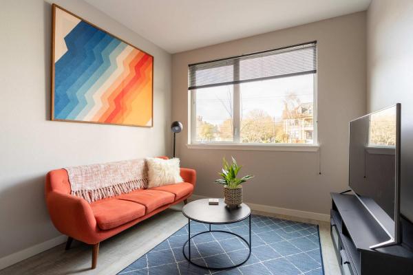 Stay Portland - Retro Modern 1-bedroom With 90 Walkscore - Portland, OR