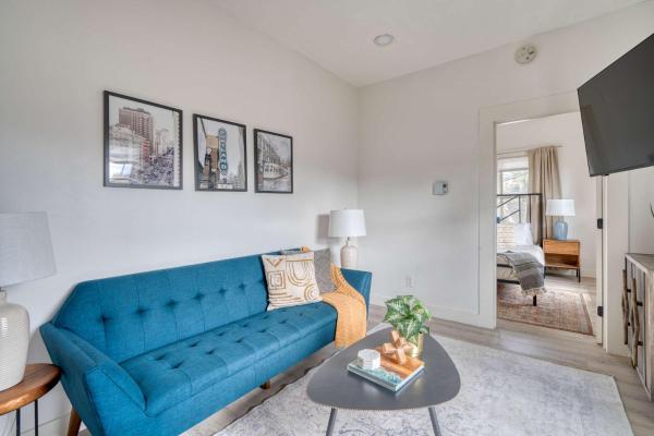 Stay Portland - Mt Tabor Retreat - Local Eateries - Shops - Bars - Portland, OR