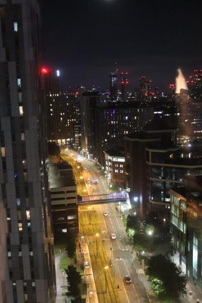 Sky View City Centre Luxury Apt - Bolton