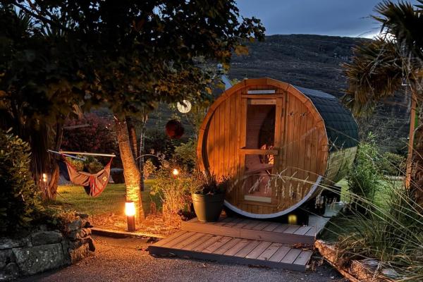Shantalla West Cork Farmhouse With Hot Tub & Sauna - County Cork