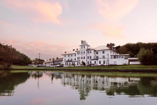 The Falcon Hotel - Stratton