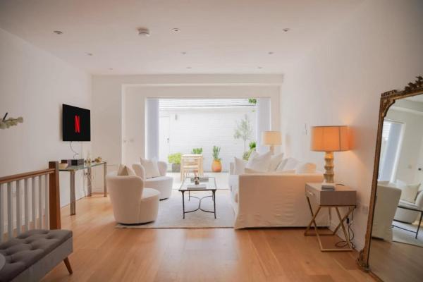 The Prestigious Residence With Modern Elegance - 풀럼