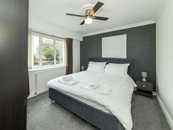 Pass The Keys Bright House With Smart Tv Home Comforts - Reading