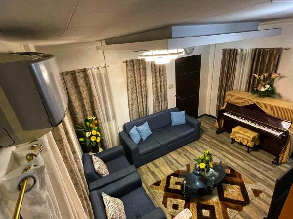 Breezynest In Island Front -By Darysen - Alaminos