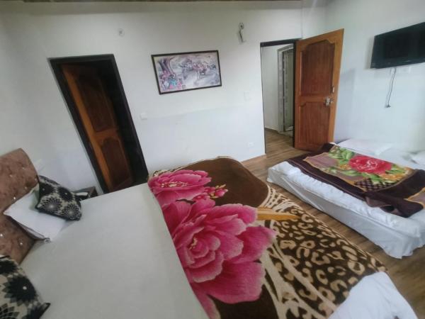 Baakhli Guest House And Restaurant - Bhimtal