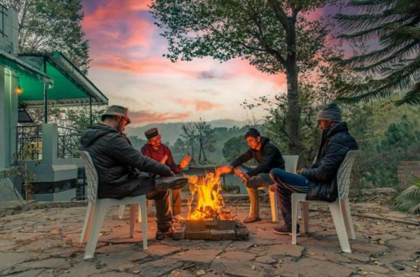 2bhk Serviced Apartment With Balcony Kasauli By Exoticstays - Himachal Pradesh