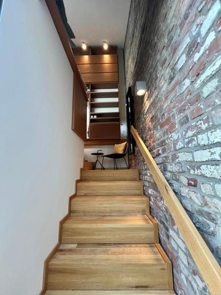 Zons22 I Thetinyspace Architekten Apartment Im Denkmal - Düsseldorf