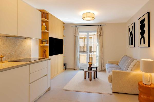 Ac Apartment With 1 Bedroom For 4 Guests - Place Des Lices Of Saint-tropez - Saint-Tropez