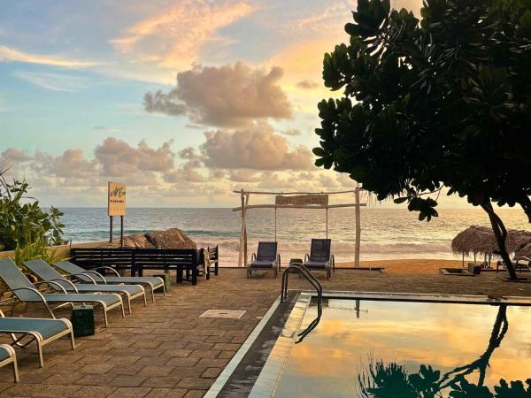 At Ease Beach Hotel - Hikkaduwa