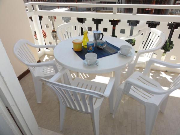 Bright Flat Close To The Spa - Bibione