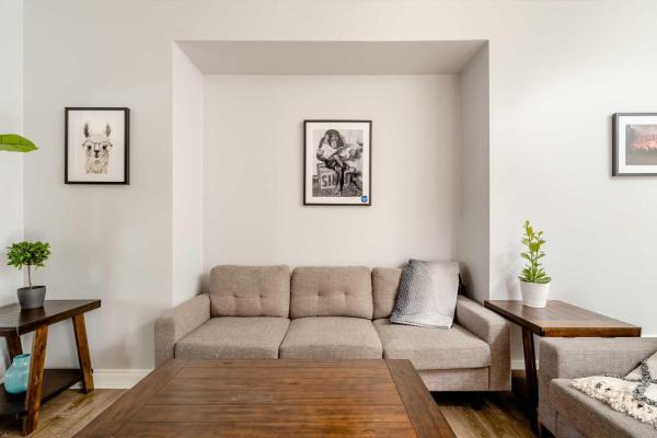 Remodeled 2br - Walk To Coffee Bars & More - Portland, OR