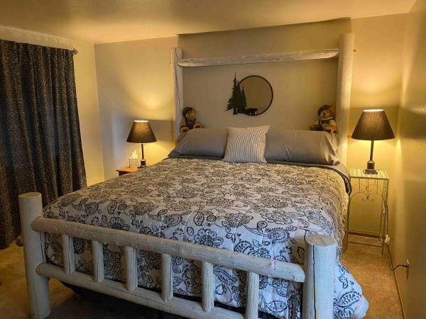 Cozy Bear Condo - Brian Head, UT