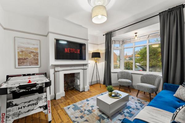 Contractor Or Trades 3 Bed House Bristol - Bristol