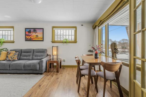 Cozy Home Short Walk To Falls Nintendo Firepit - Niagara Falls